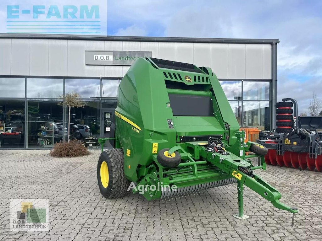 John Deere v451m balirka za četvrtaste bale