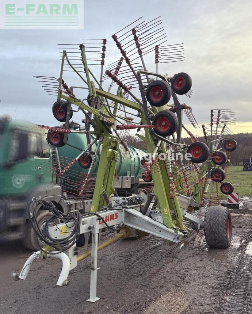 Claas liner 3500 prevrtač sena