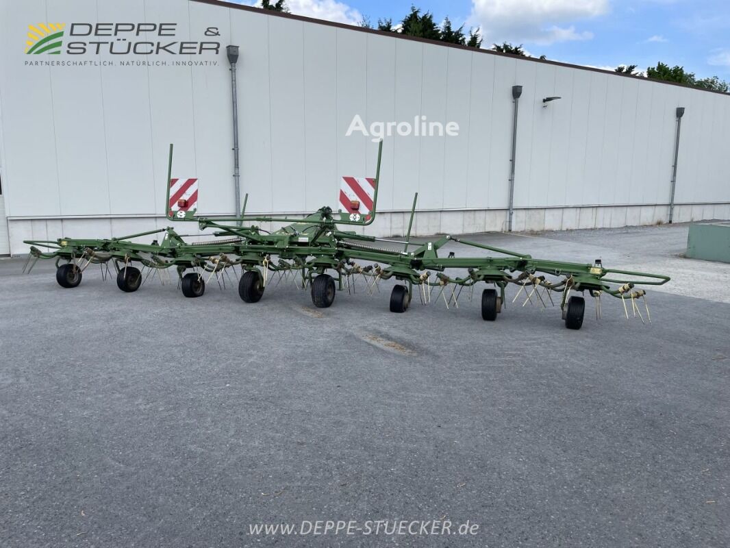 Krone KW 8.82 prevrtač sena