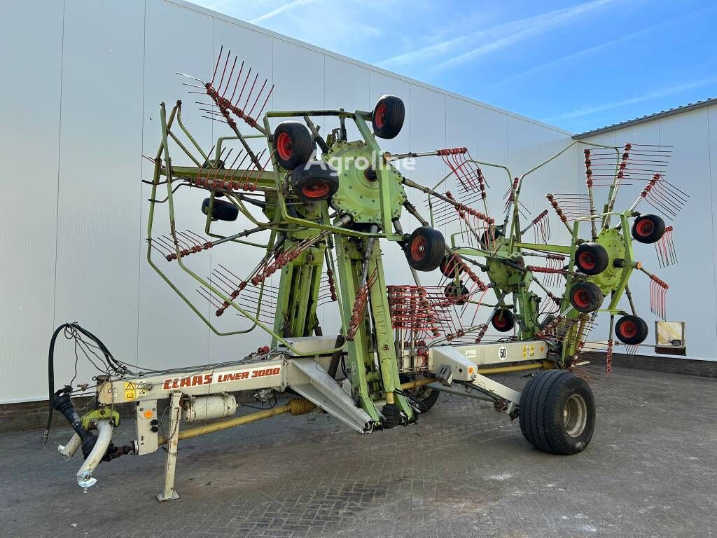 Claas Liner 3000 sakupljač sena