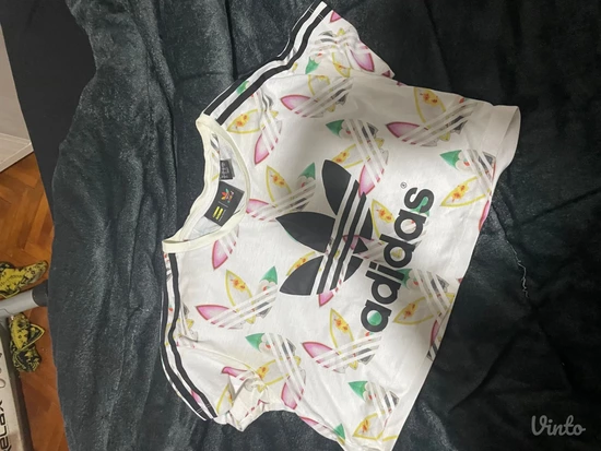 Adidas majica crop