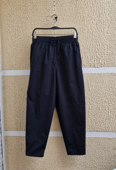 Crni balon pantalone H&M 38