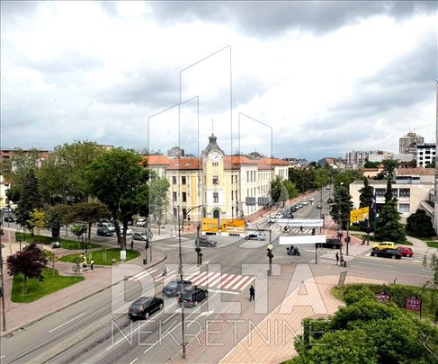 Retko u ponudi – trosoban stan kod Osnovnog suda