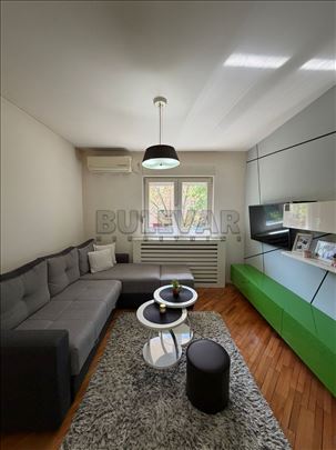 Izdaje se stan na Paliluli, 55m2