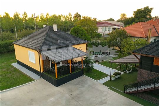Prelepo domacinstvo u Mislodjinu