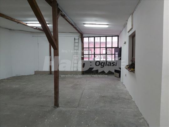 Magacin, 160m2, Zrenjaninski put 92c