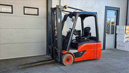 Viljuškar Linde E16 L-02