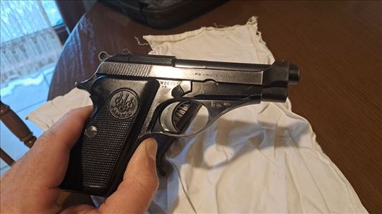 Pištolj beretta m71 mk 22lr