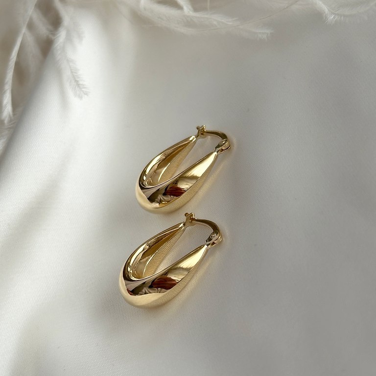 Minđuše od žutog zlata,alke ovalnog oblika visine 22 mm