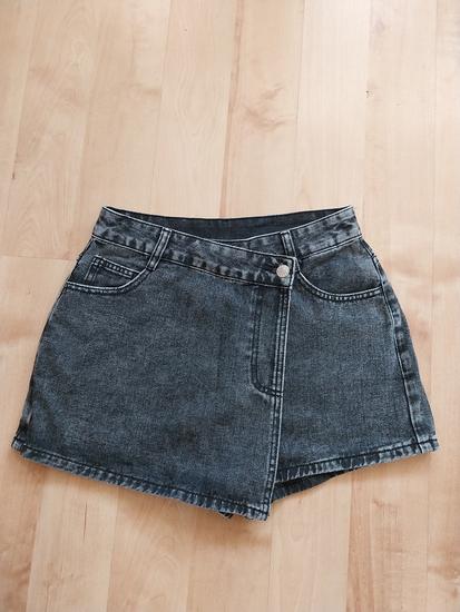 Black denim skort s-m