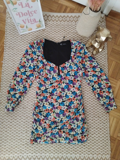 Zara top cvetna haljina