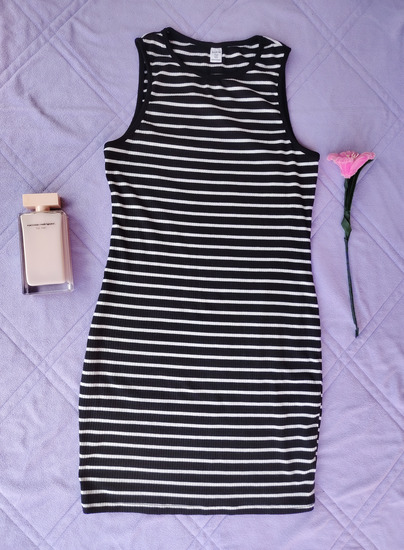 ⚡ SHEIN Rebrasta Haljina (S/M) - AKCIJA ⚡