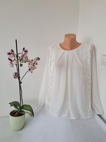 Prefinjena bela cipkana bluza vel L