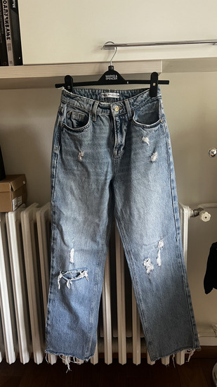 Zara baggy pocepane farmerke