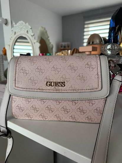 Guess torbica
