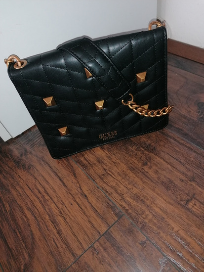 Guess torbe
