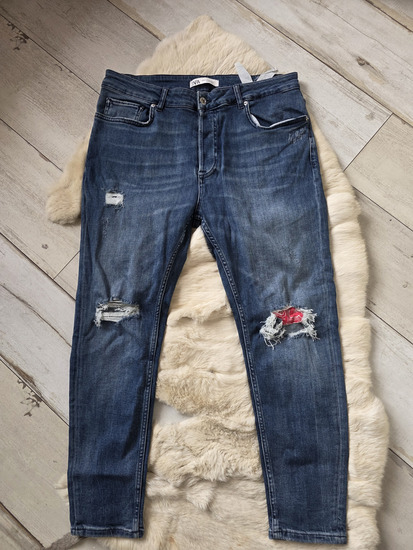 Zara farmerice 46