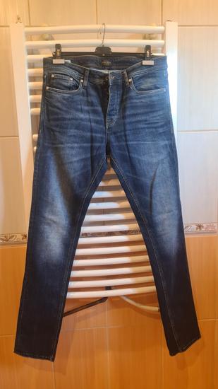 MARKIRANE Farmerke 34/36 gratis ptt