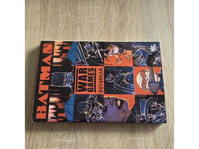 Batman: War Games Act One - Outbreak TPB