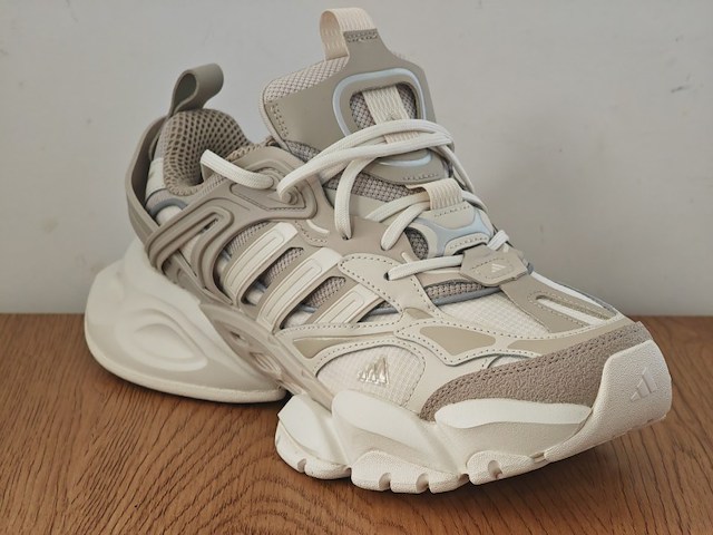 Adidas XLG Runner Deluxe
