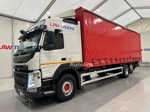 Volvo FM 330 kamion sa klizna zavesa cerada