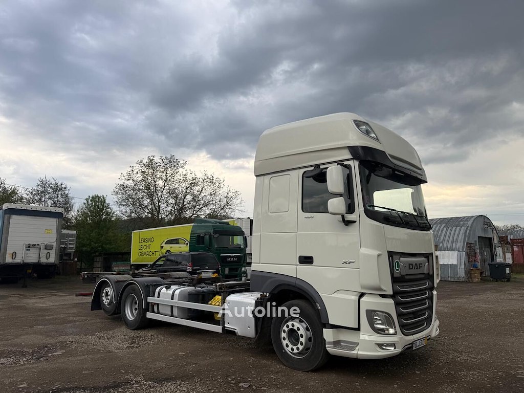 DAF XF 480 vozilo za prevoz kontejnera