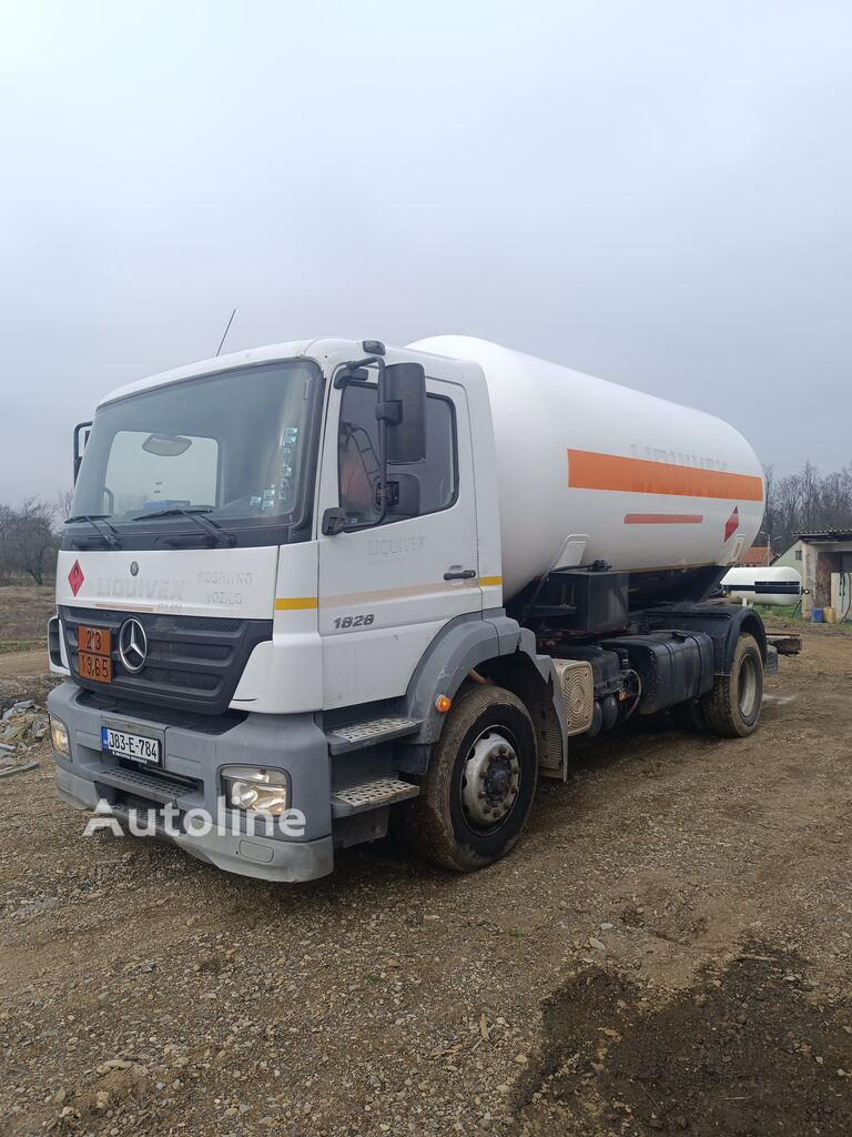 Mercedes-Benz Axor 1828L kamion za transport gasa