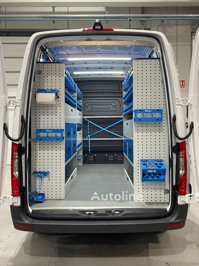 Mercedes-Benz kamion radionica