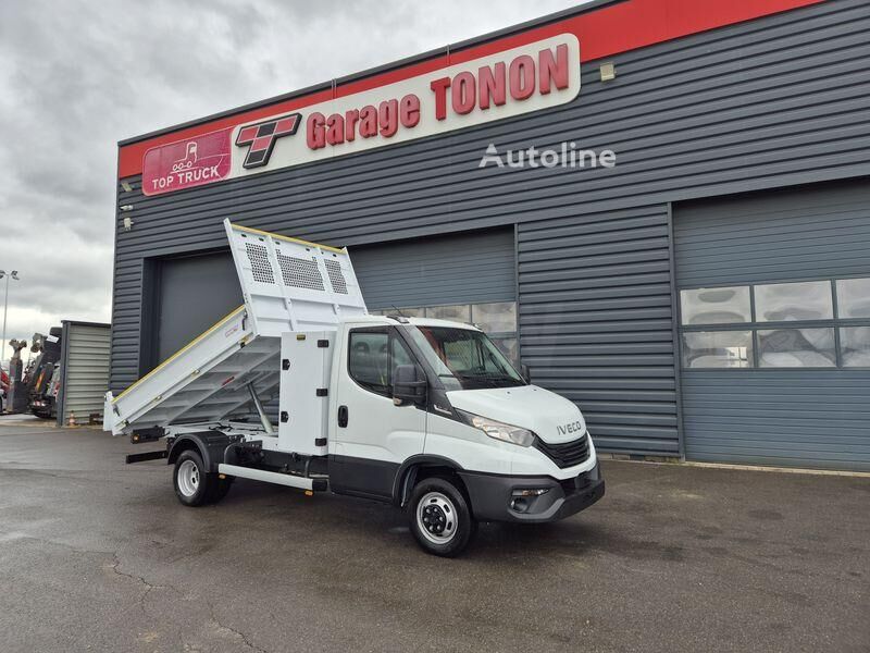 Novi IVECO Daily 35-180 BVA BENNE + COFFRE kamion kiper < 3.5t