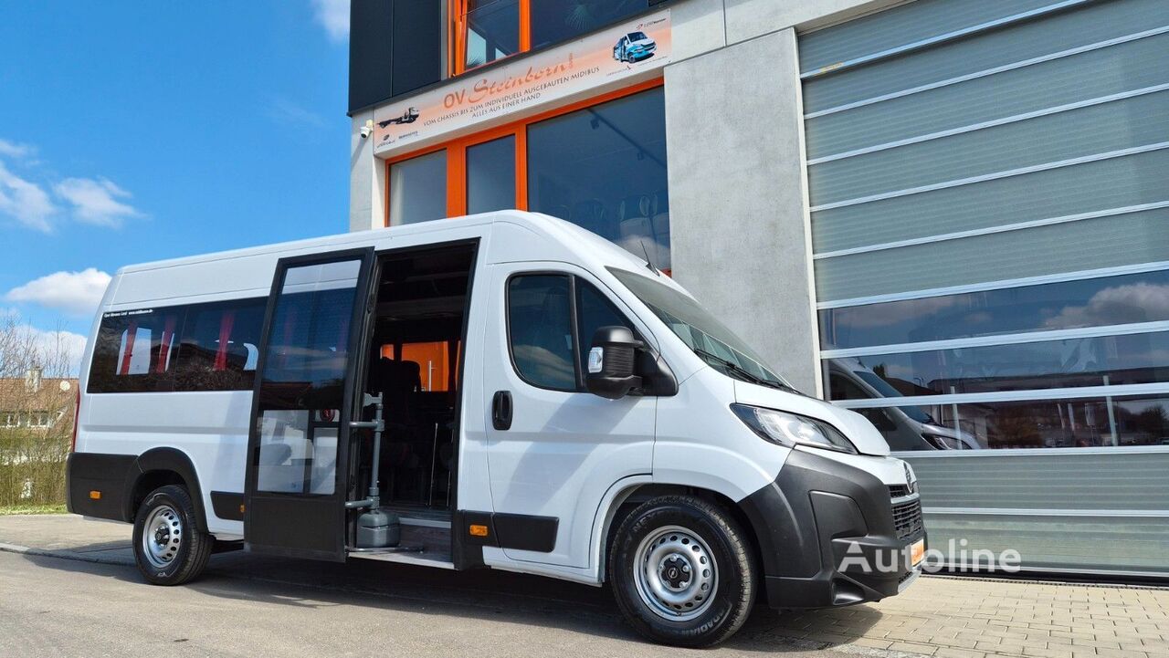 Novi Opel Movano putnički minibus