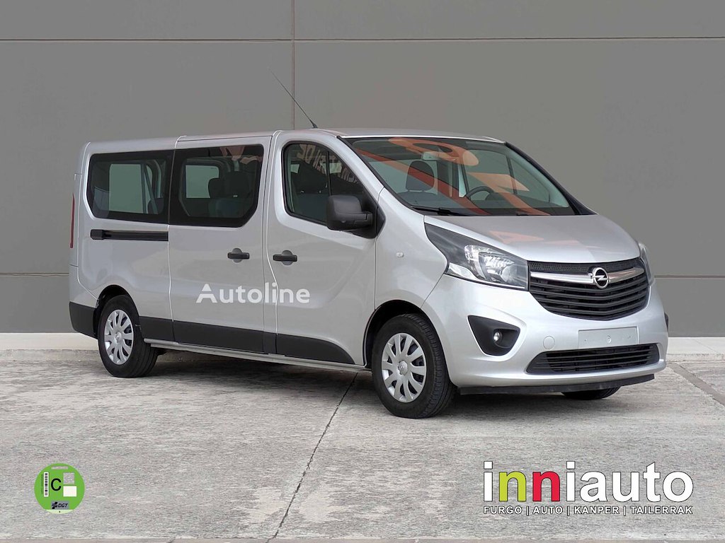 Opel Vivaro Combi 9 FG27 1.6CDTI BiTurbo 120cv putnički minibus