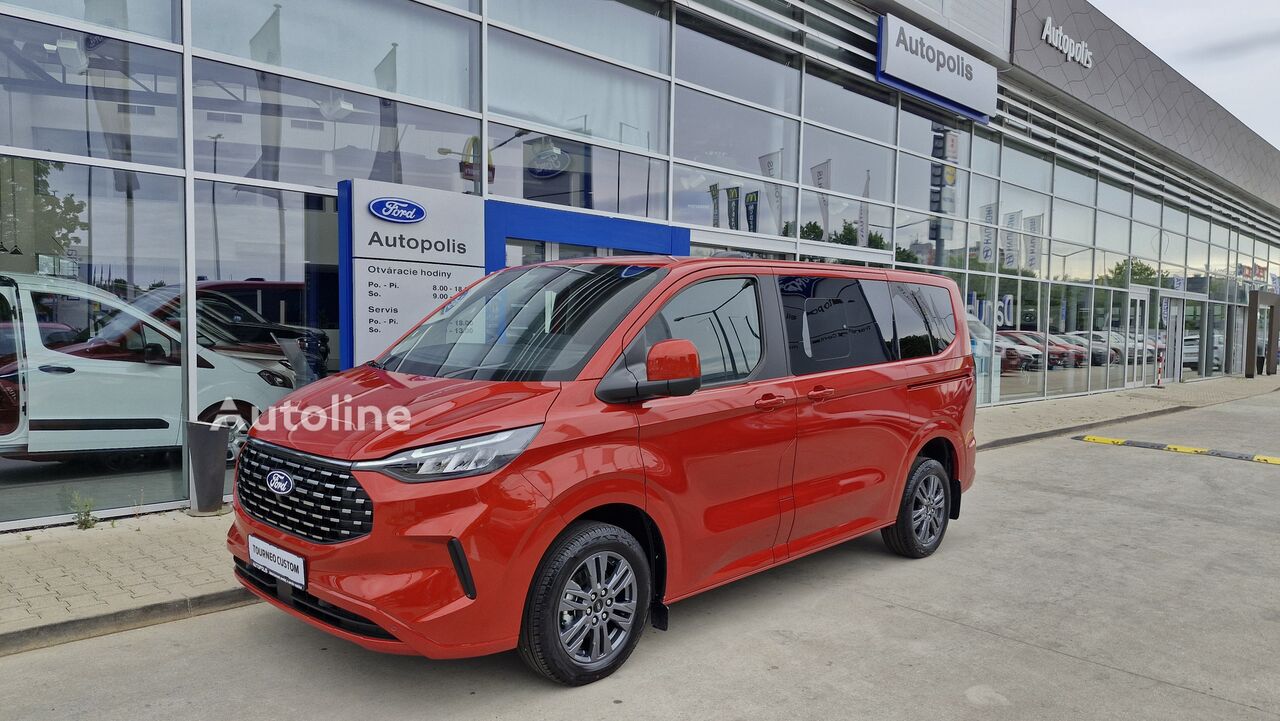 Novi Ford Tourneo Custom Titanium putnički minibus