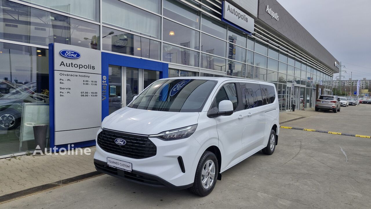 Novi Ford Tourneo Custom Family L2H1 putnički minibus