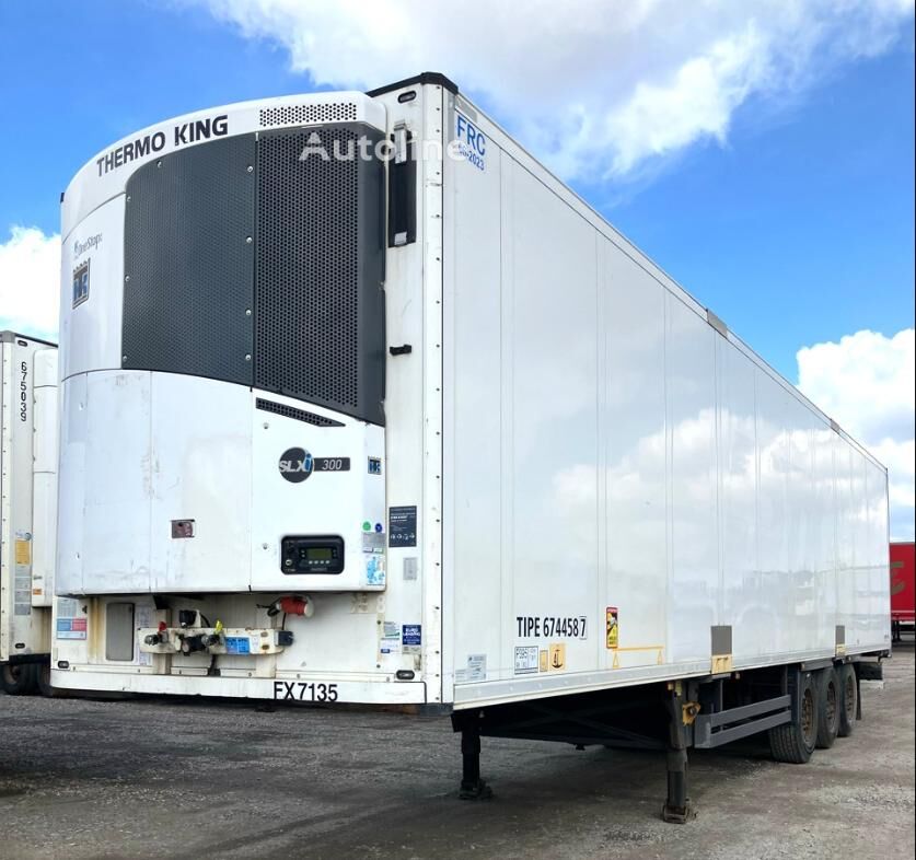 Schmitz Cargobull Trailer Reefer Flower Width Straight poluprikolica hladnjača
(674458)