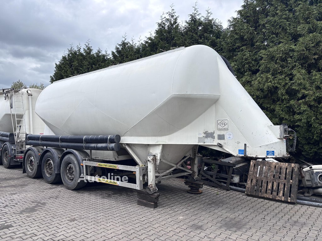 Feldbinder EUT 35.3 cisterna za prevoz cementa