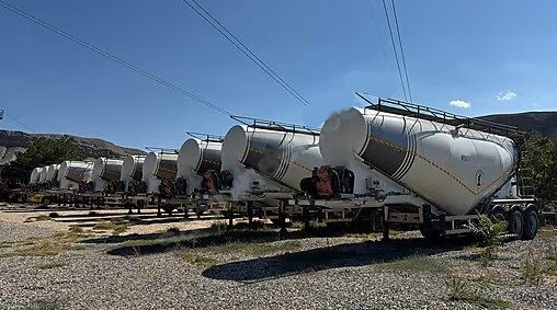 Metsan 7 unit 35 m³ cement silos with diesel compressors, year in 2023, cisterna silos