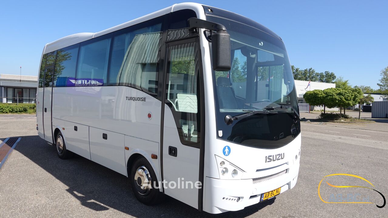 Isuzu Turquoise 30 seats EURO 6 turistički autobus