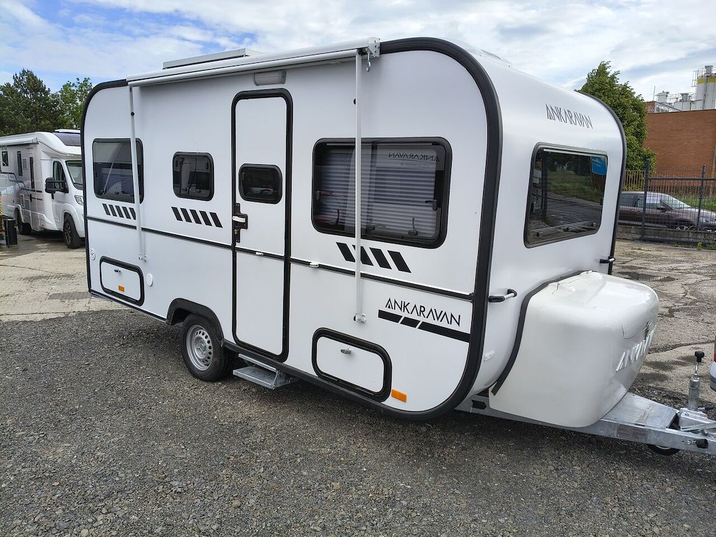 Ankaravan 430 kamp prikolica