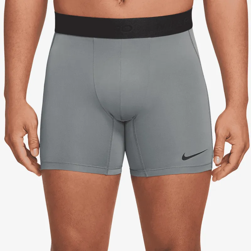 Nike Pro