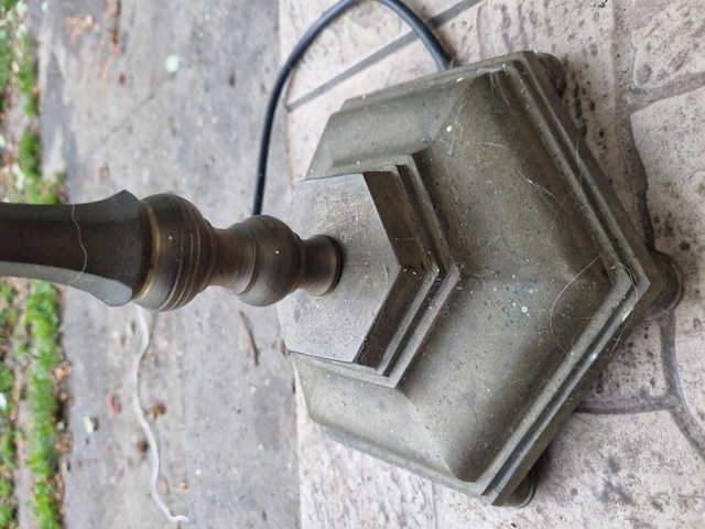 Luster podni mesing