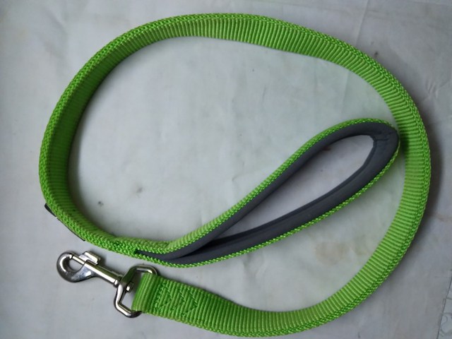 Povodac za psa Trixie 100 cm. zeleni,ocuvan.