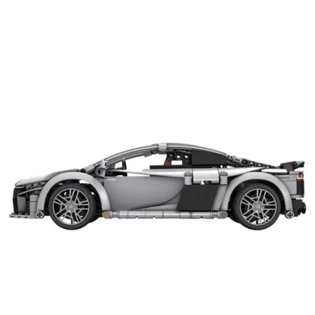Cada audi r8 kockice