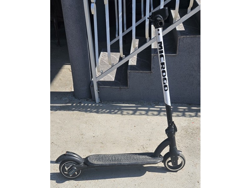 ELEKTRICNI TROTINET MICROGO
