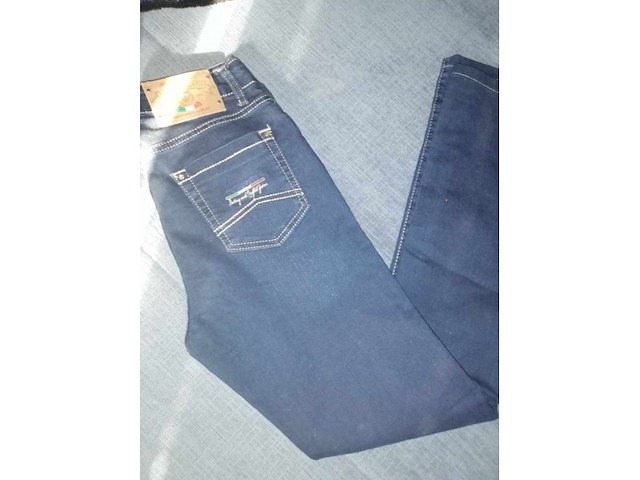 FARMERKE SKINNY PREDOBRE ARMANI