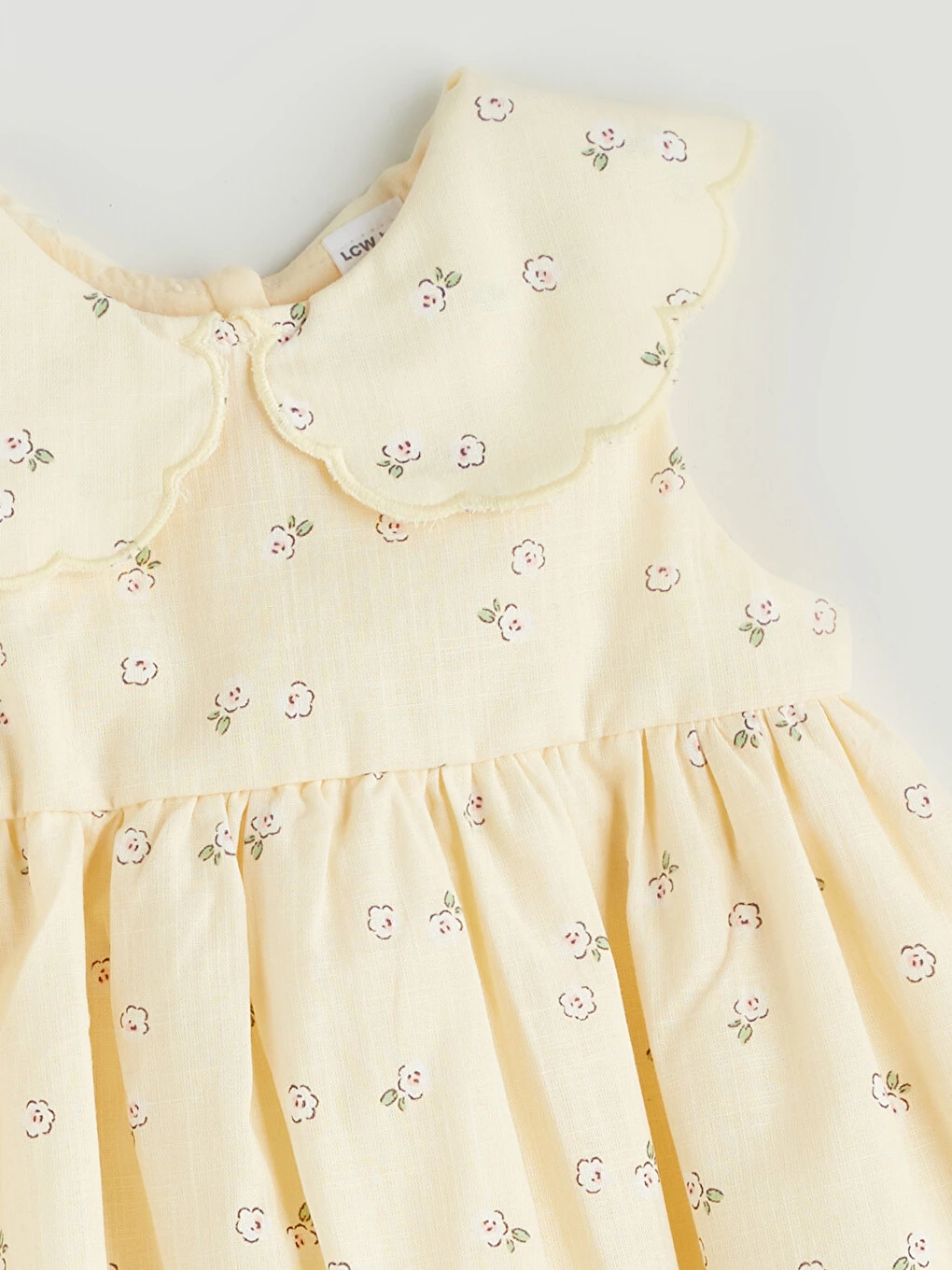 LCW baby Haljina Za Bebe Devojčice Sa Peter Pan Kragnom I Cvetnim Dezenom