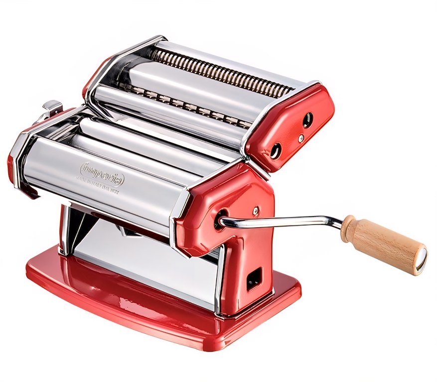 01. MAŠINA ZA TESTENINE “IMPERIA IPASTA LA CLASSICA ROSSA” VALJCI ZA LASAGNE 150MM(SFOGLIA), TAGLIOLINI 2MM I FETTUCCINE 6,5MM, TORBA, ČETKICA, LEVAK/DRŽAČ TESTA – IMPERIA, CENA: 12.966 DIN.