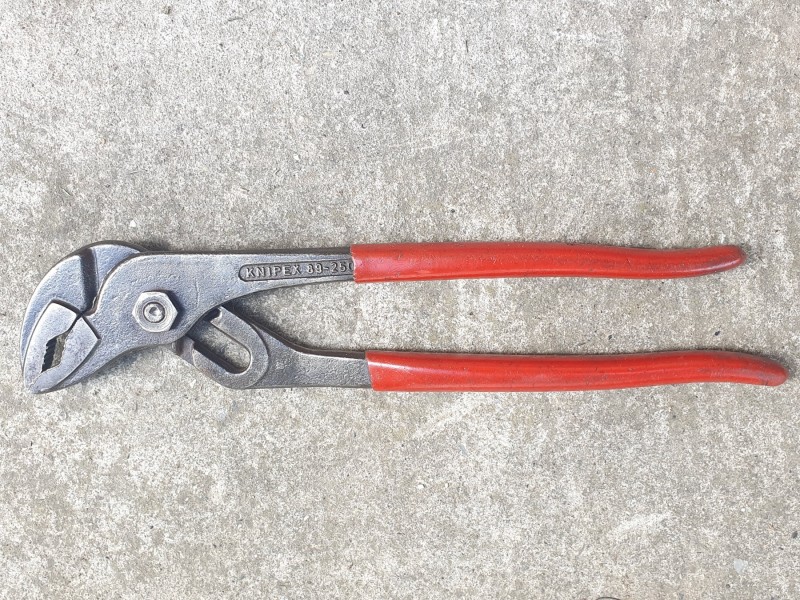 Aligator Knipex Germany