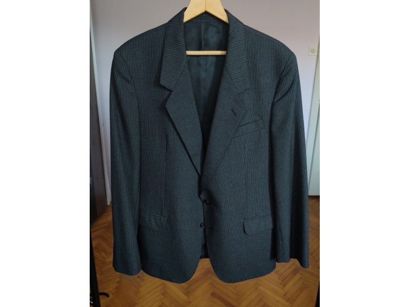 Neverovatan vintage sivi straftasti sportski sako cvrst