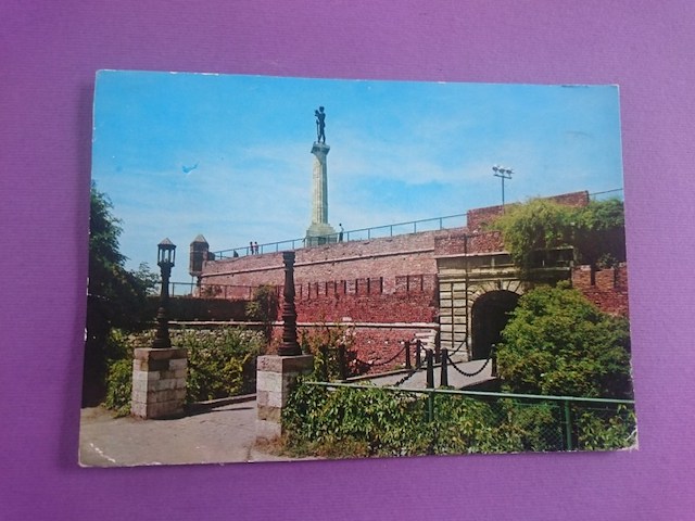 BEOGRAD KALEMEGDAN SPOMENIK POBEDNIKU
