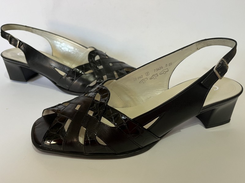 Nove 41 Gabor 26,5 kozne sandale